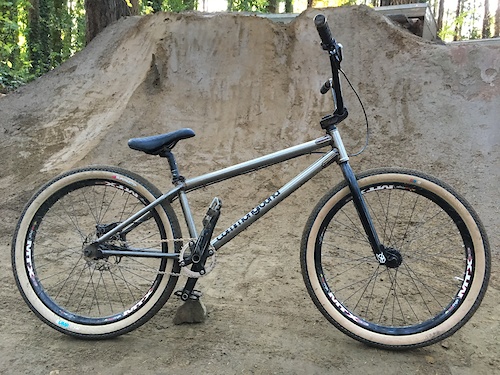 24" Commonground Frame & Complete Bike - BMXmuseum.com Forums
